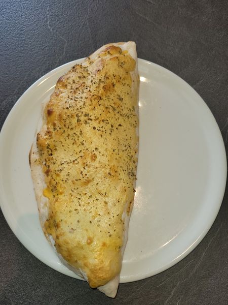 Pizza Calzone - Restaurant Mille saveurs